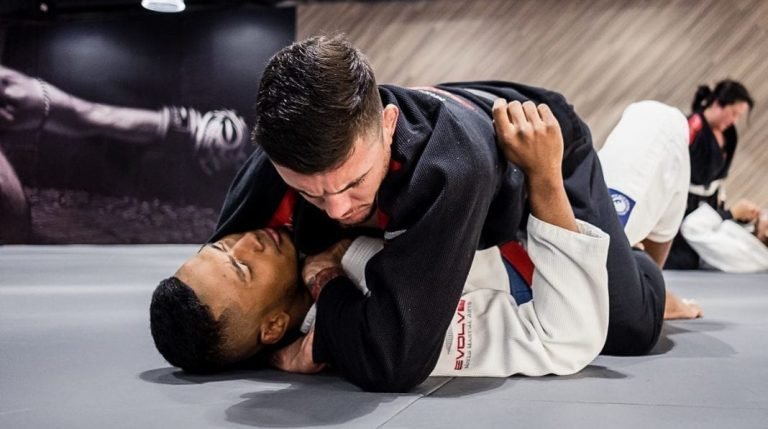 Crash Course Brazilian Jiu Jitsu/Fight Club/supersoldierproject